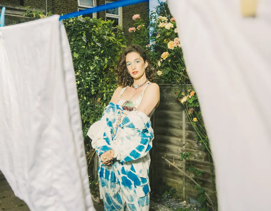 Superb: Adam Pits x Elkka x King Kami x Man/Ipulate x Daniel Ribeiro x ...