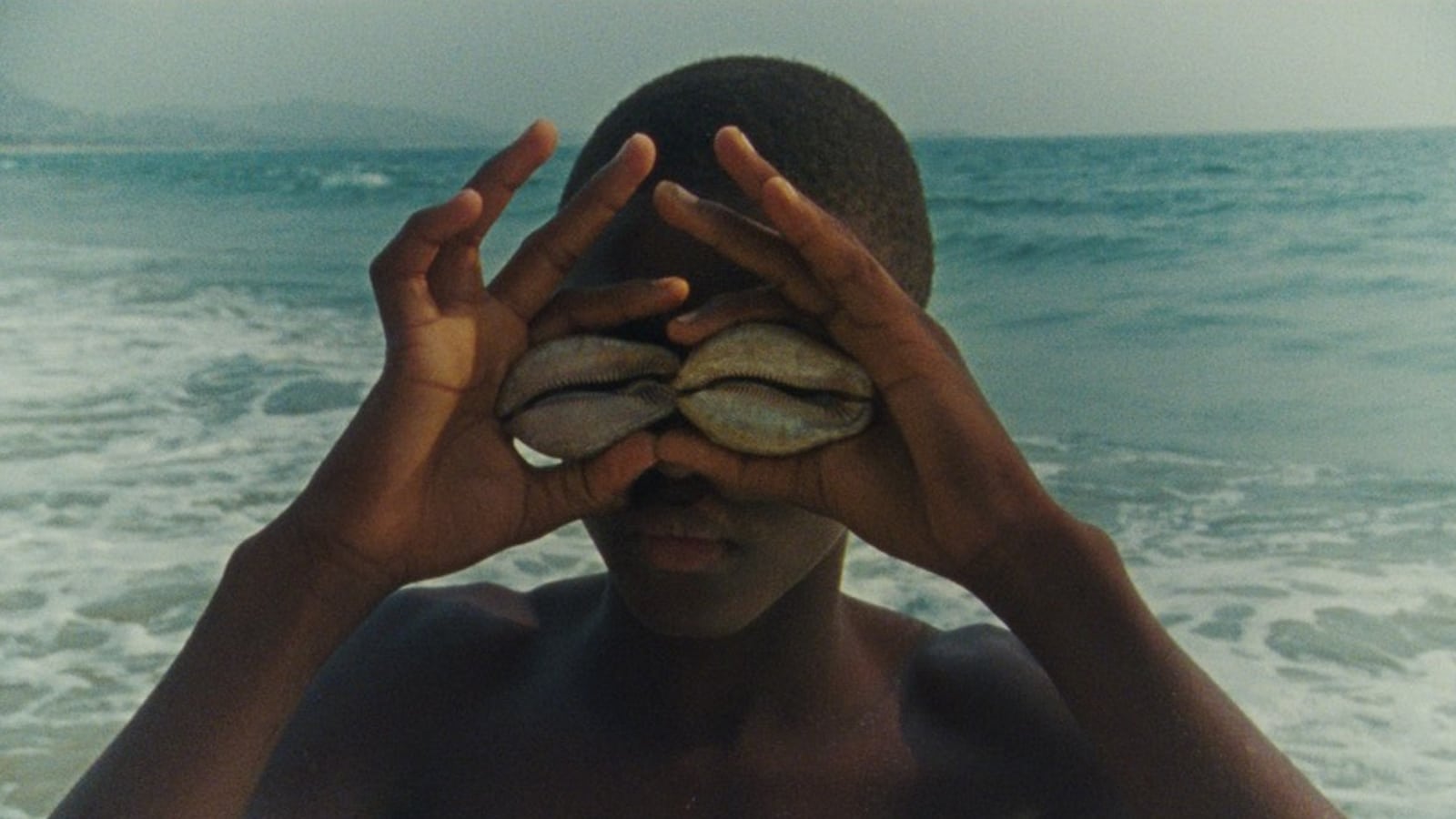 Exposição de Julianknxx - Coro em Memória de um Voo